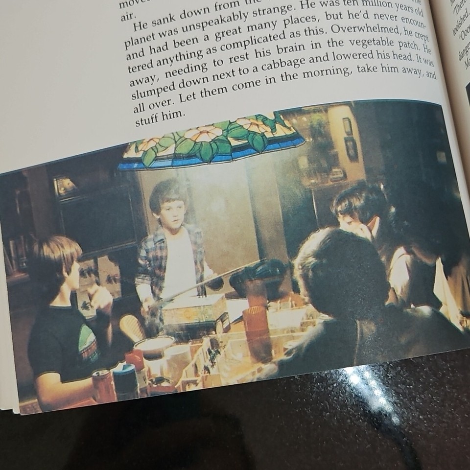 ET The Extra Terrestrial Storybook 1982 Scholastic Edition Steven ...