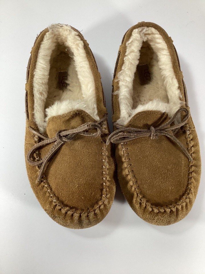 UGG Australia KIDS DAKOTA Brown Moccasin Slip On Shoes Slippers Size 4 ...