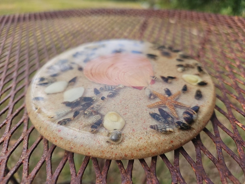 VTG 1970s Resin Acrylic Trivet by SHELLCO Handmade with Beach Sand ...
