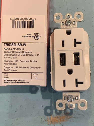 NEW Pass & Seymour Decora Style Receptacle with USB Charger TR5362USB-W ...