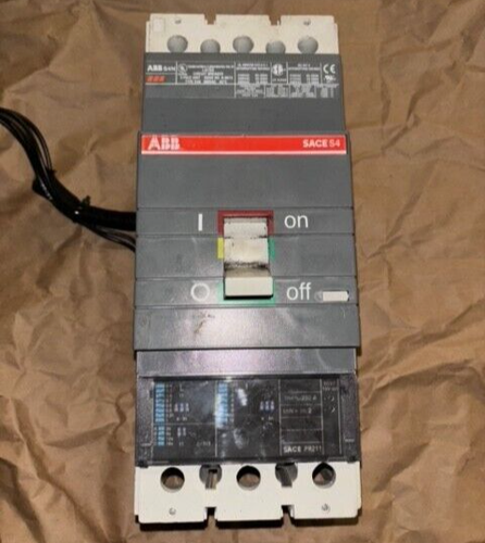 ABB S4N SACE S4 600VAC 250A Circuit Breaker / SACE PR211 Trip Unit ...