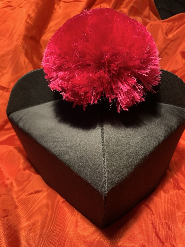 NEW GAMMARELLI MONSIGNOR Biretta Rome made hat Black & roman purple ...