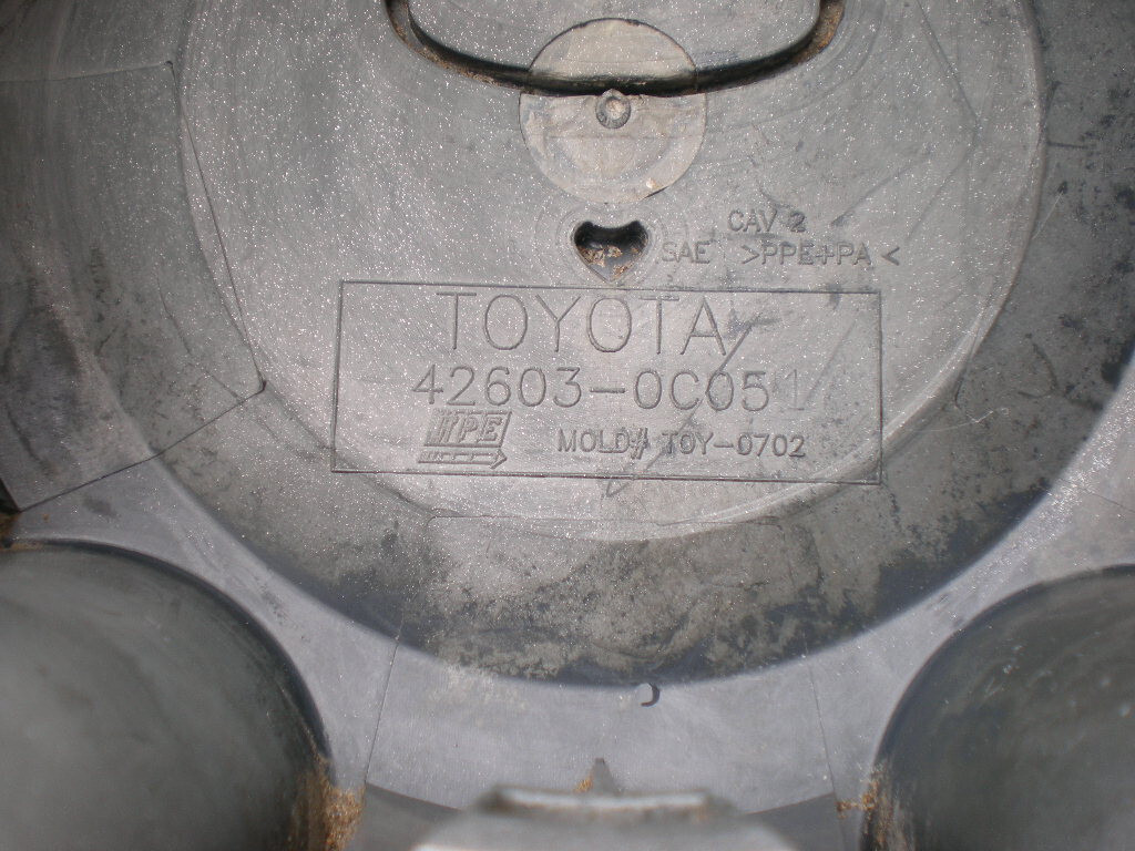 2007 - 2019 Toyota Tundra Sequoia Painted Silver OEM Center Cap P/N ...