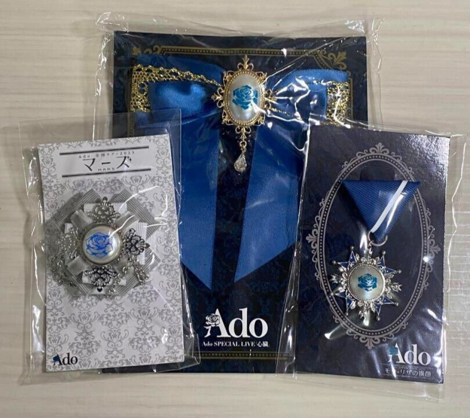 Ado Brooch Set Live Tour VIP seats Limited Blue Rose Mars / Heart ...