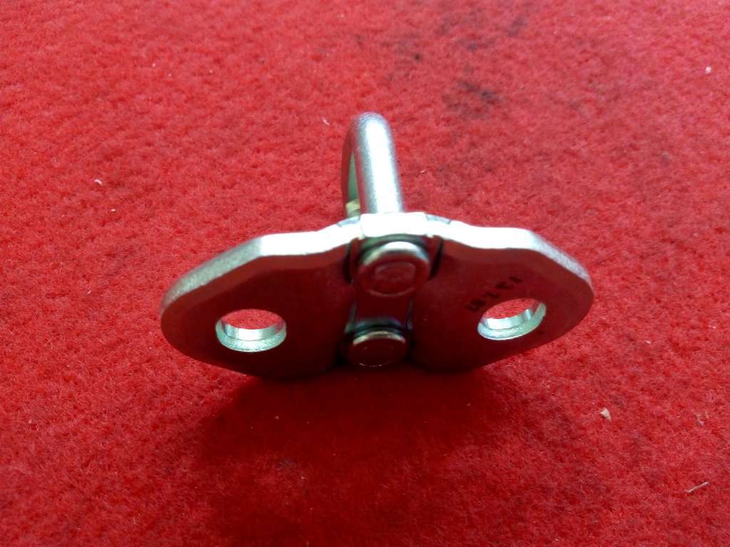 Accrochage pour Fermeture Coffre Toyota - 65768 0K010 (AI378) | eBay