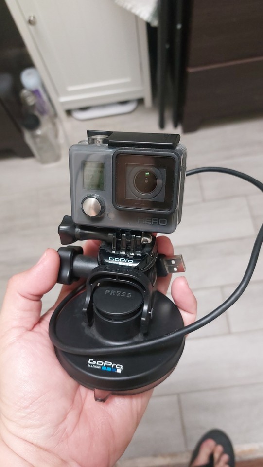 2014 GoPro Hero W/ Window Mount FREE SHIP! | eBay