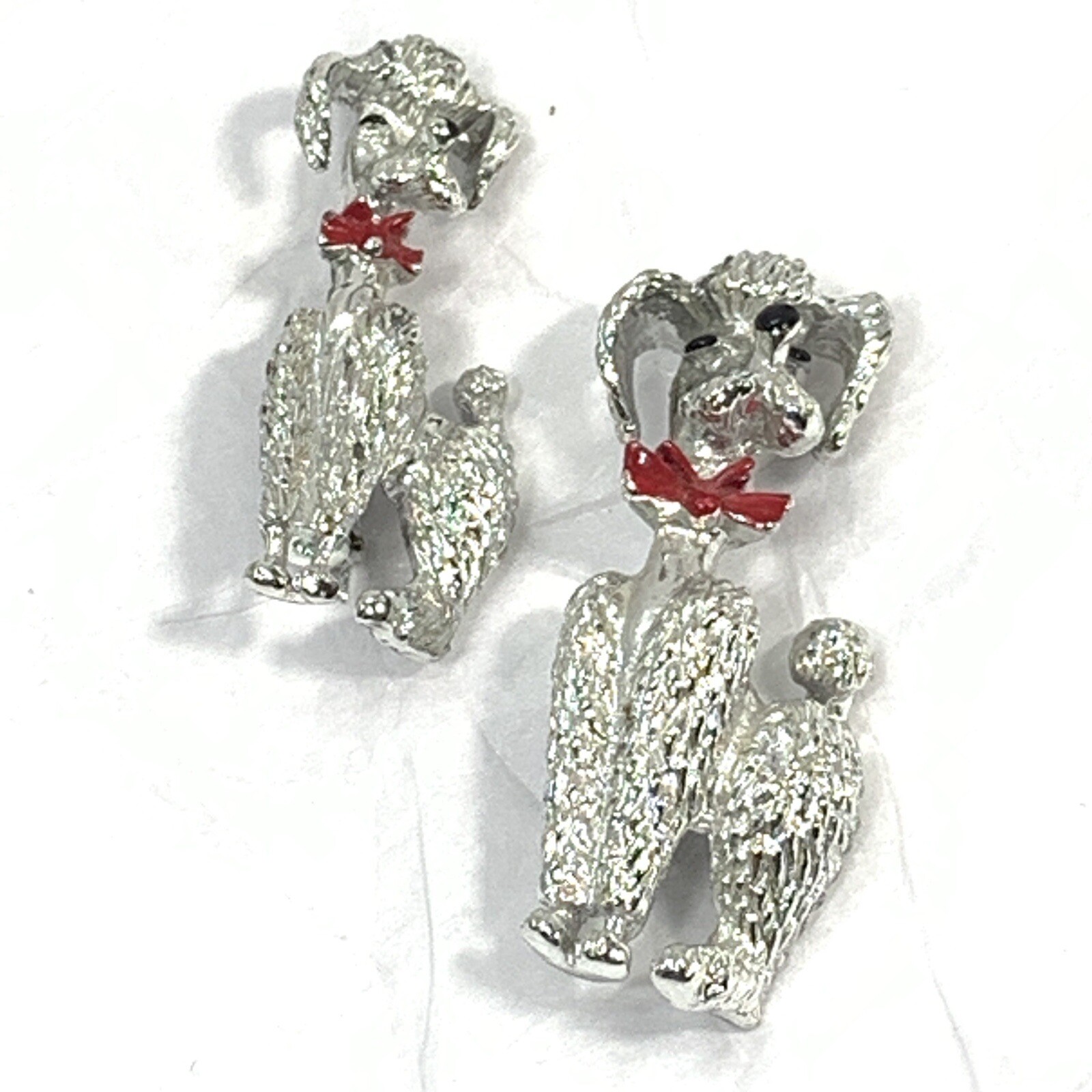 VINTAGE 2 Pc Scatter PIN Set POODLE DOG Silver Tone RED ENAMEL BOW ...