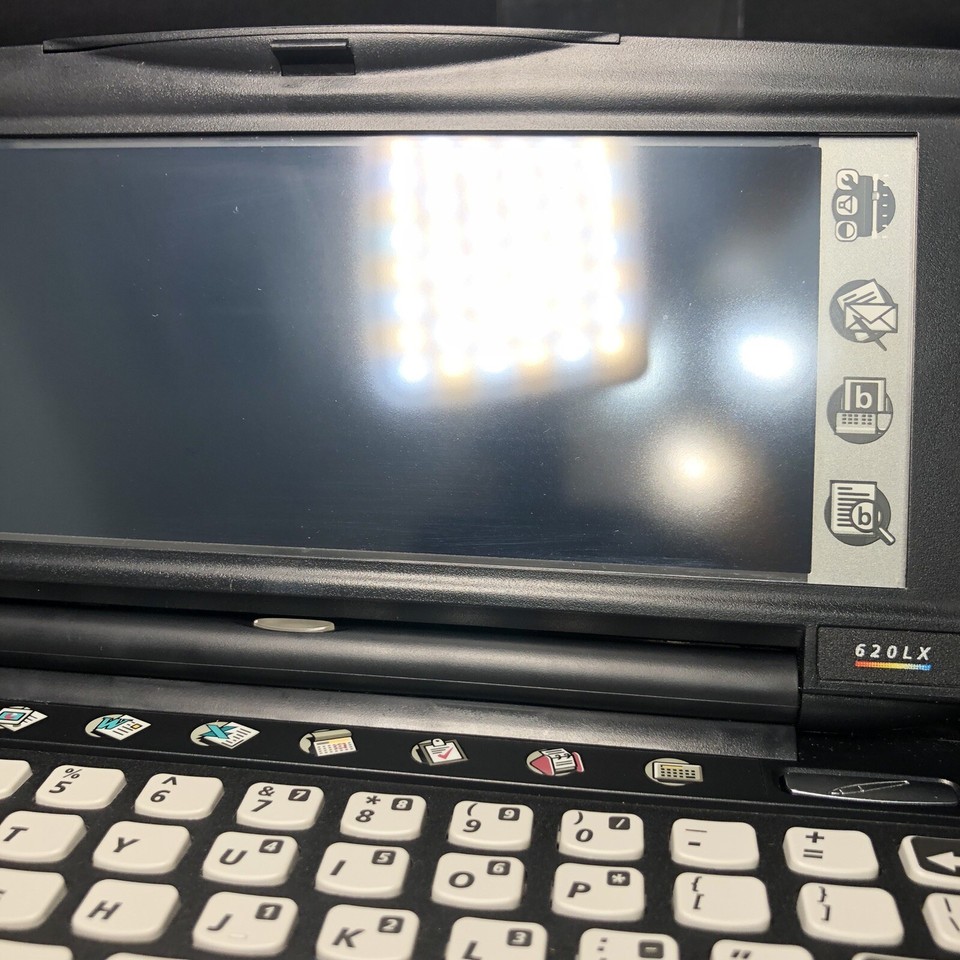 Hewlett Packard HP 620LX Palmtop Microsoft Windows CE Handheld PC ...