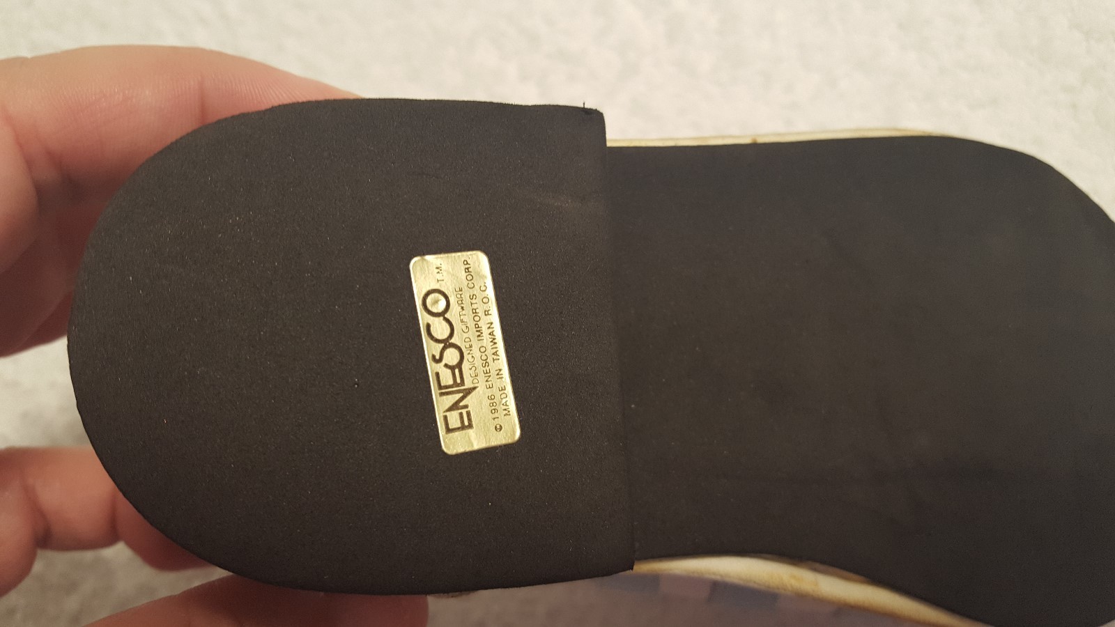 RARE ENESCO 1986 White & Blue Shoe Bank " A woman's place is on the ...