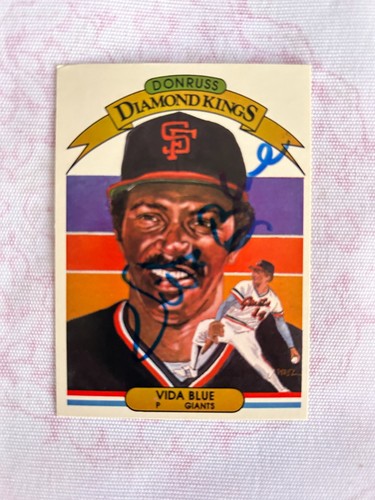 Autographed Vida Blue Card 1982 Donruss Diamond King #4 - San Franciso ...