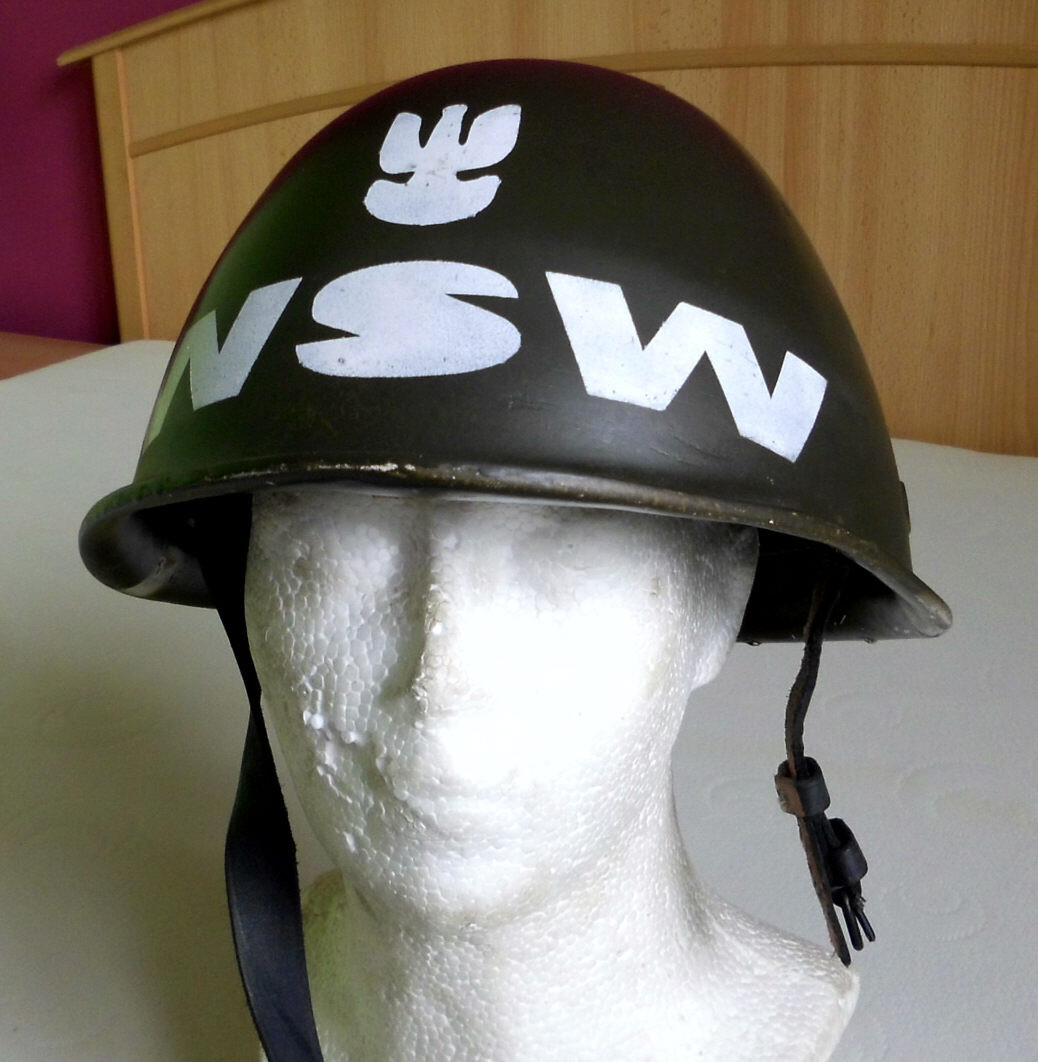 POLISH ARMY HELMET WSW - GENUINE - Warsaw Pact RARE Milit.ary Polince ...
