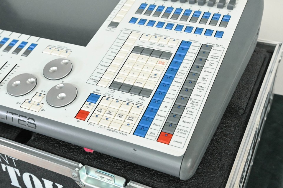 Avolites Tiger Touch Pro Lighting Control Console with Case CG01GLG | eBay