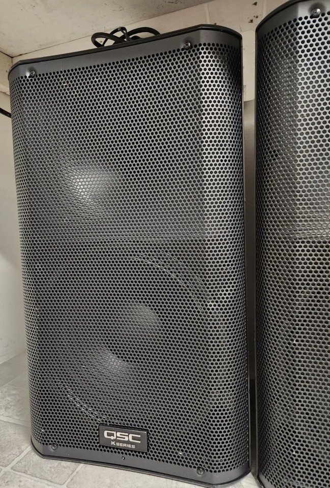 Pair of QSC K12 Active Speakers | eBay