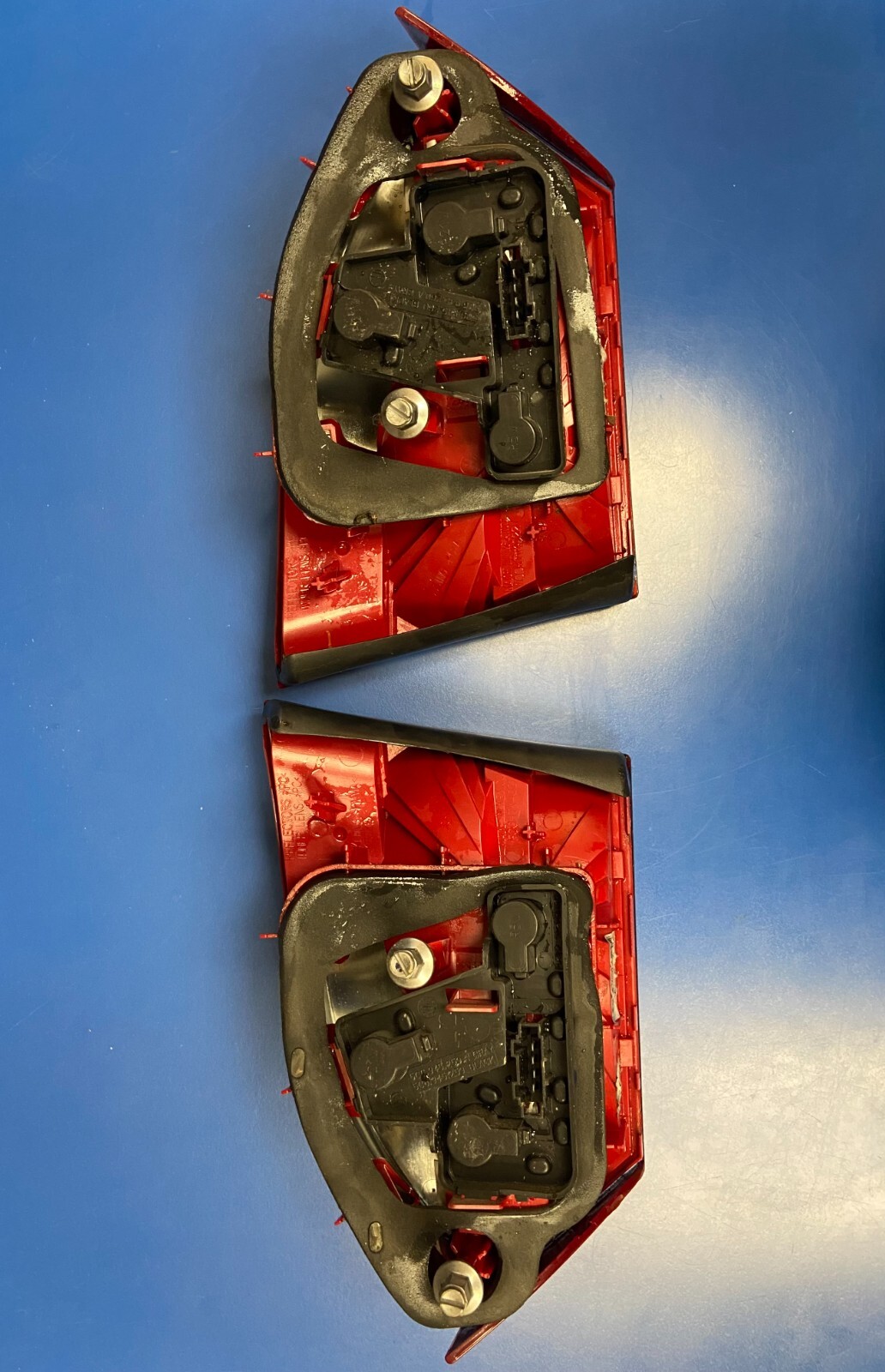 OEM VW Used 5C6 945 308 H INNER TAIL LIGHT ASSEMBLY • DECKLID MOUNTED ...