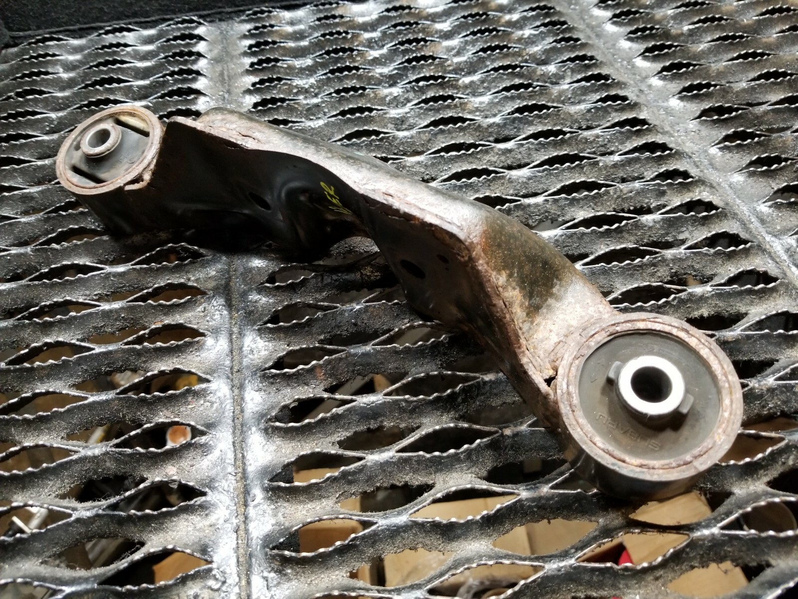 11 12 13 SUBARU FORESTER Front Differential Mount Bracket 41310AG023 ...