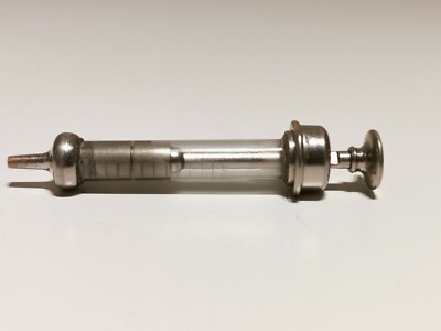 VINTAGE WW2 ERA GERMANY SMALL 1cc MEDICAL GLASS SYRINGE "RECORD" | eBay