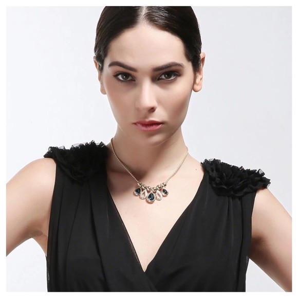 Made With Swarovski Crystals The Adwin Blue & Gold Teardrop Necklace S2 ...