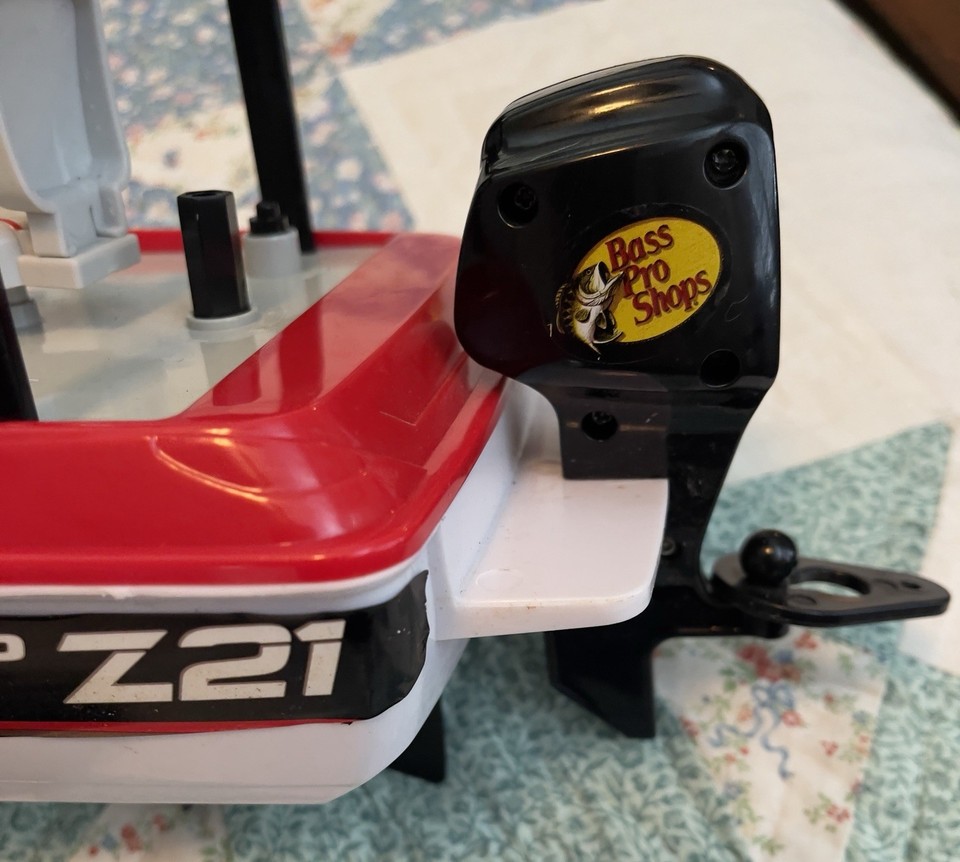 Bass Pro Shops Rare Nitro Z21 Radio Control Fishing Boat R/C model bass ...