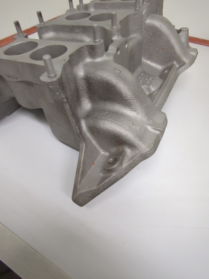 69-70 Mopar E & B Body 440 6 Six Pack Intake Manifold 3x2 Cuda Charger ...