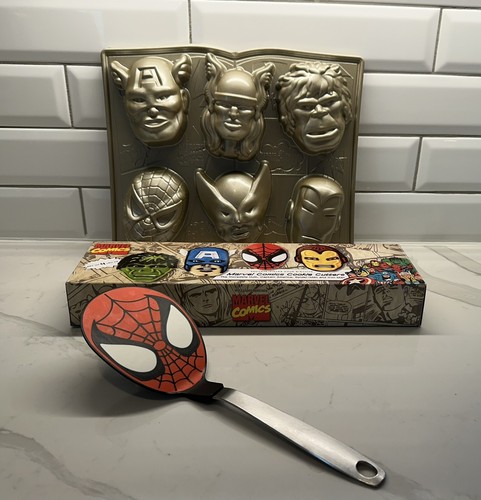 Marvel Nordic Ware Cakelet Pan Cookie Cutters Spatula Thor Hulk Spider ...