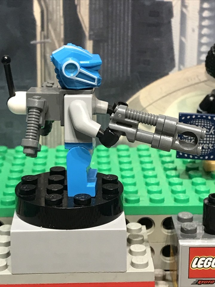 Lego Galaxy Squad Mini Figure Collection Blue Robot Sidekick Gs002 ...