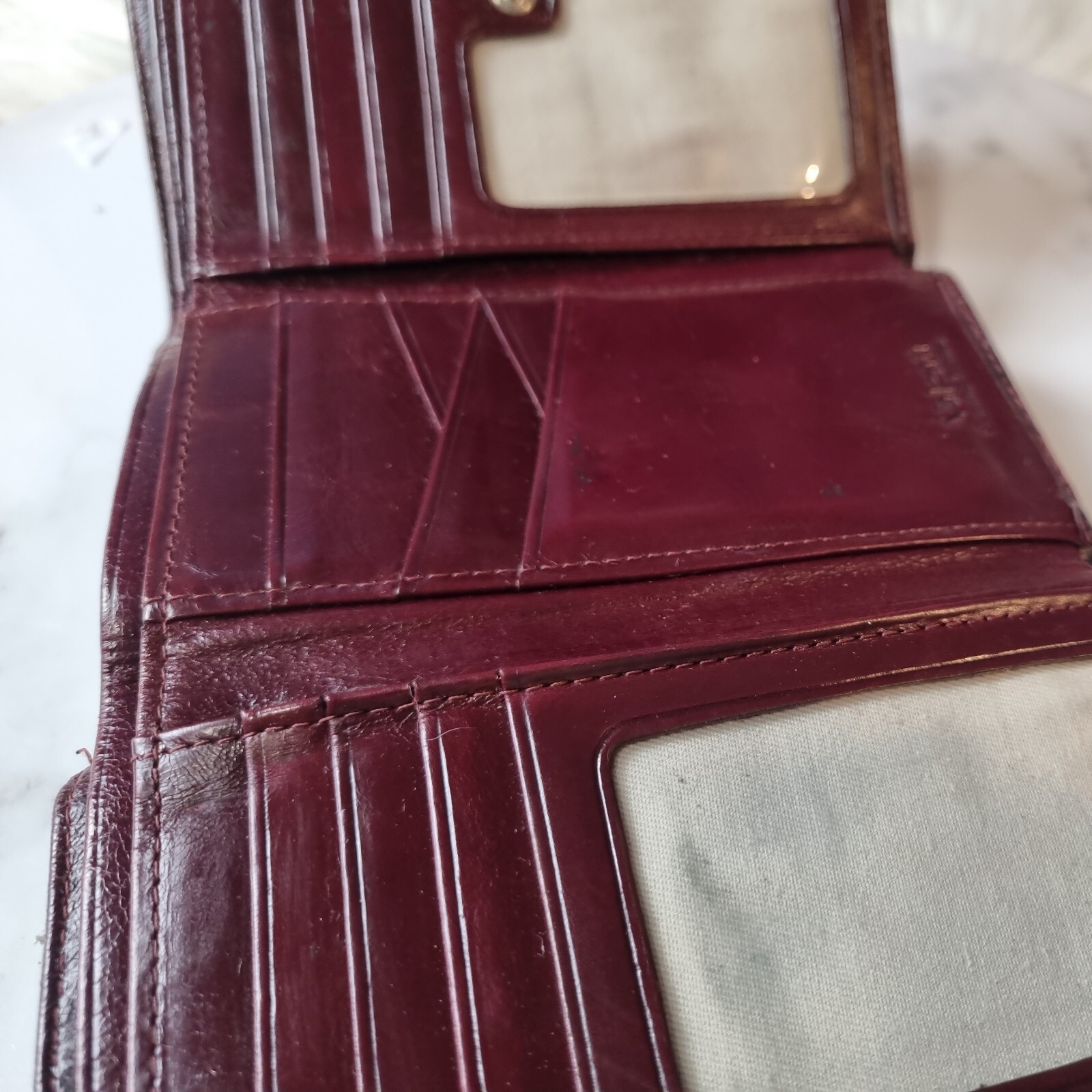 Valenti wallet Redish Genuine Leather Trifold Soft Buttery Women | eBay