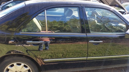 Mercedes W210 E Class E300TD E320 E420 E430 E55 AMG 96-02 DOOR RIGHT REAR BLACK | eBay