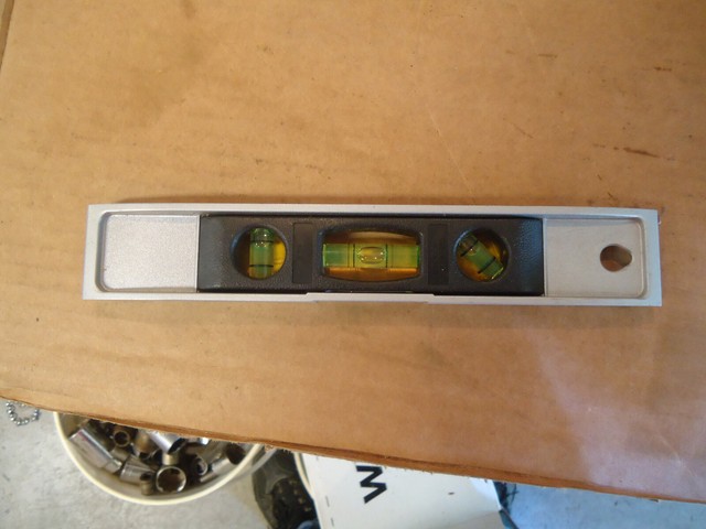 Vintage Stanley 42-464 Aluminum 9 Inch Level 3 Bubbles for sale online ...