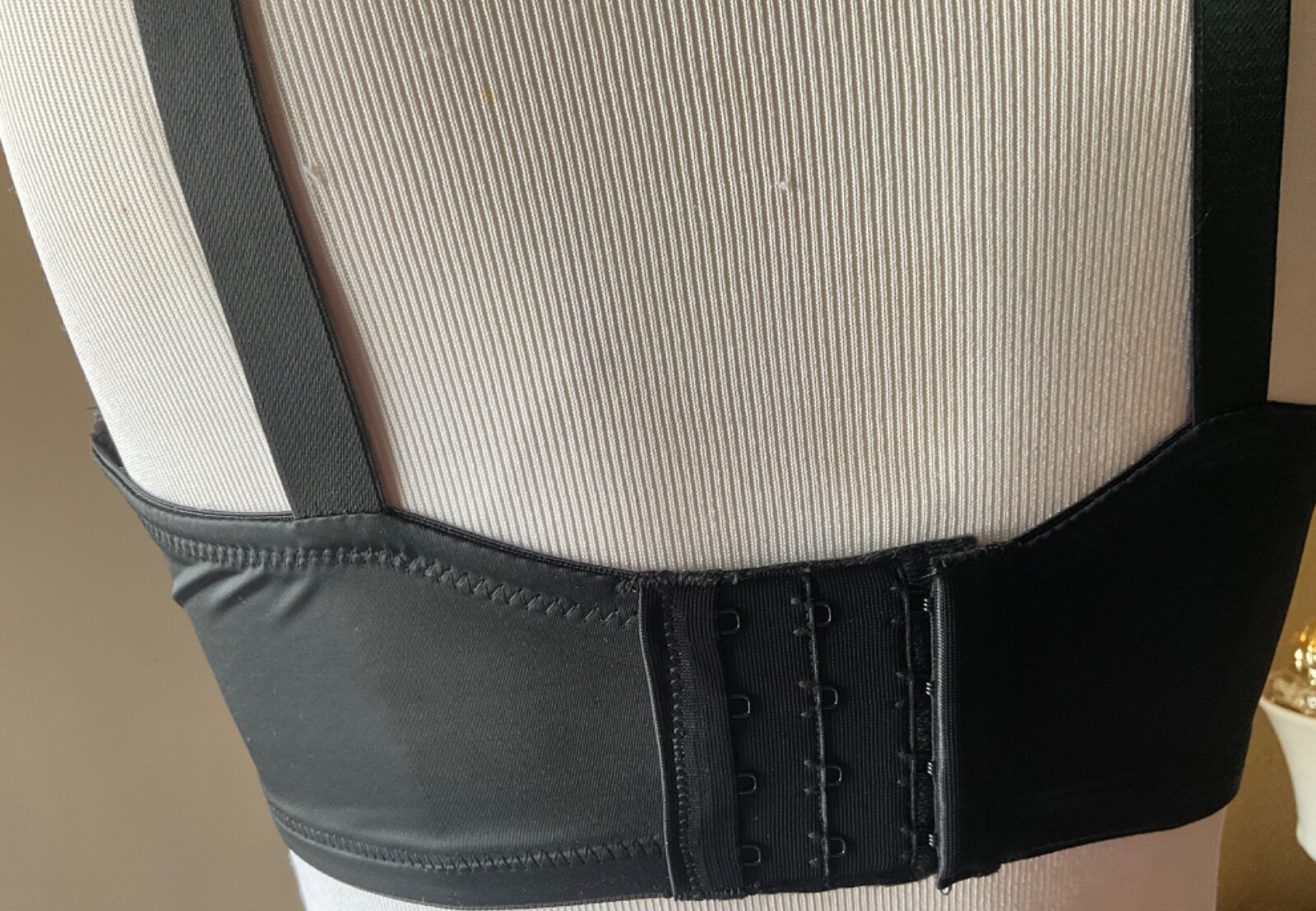 NEW Playtex Secrets Beautiful Lift W/Embroidery Underwire Bra US4513 ...