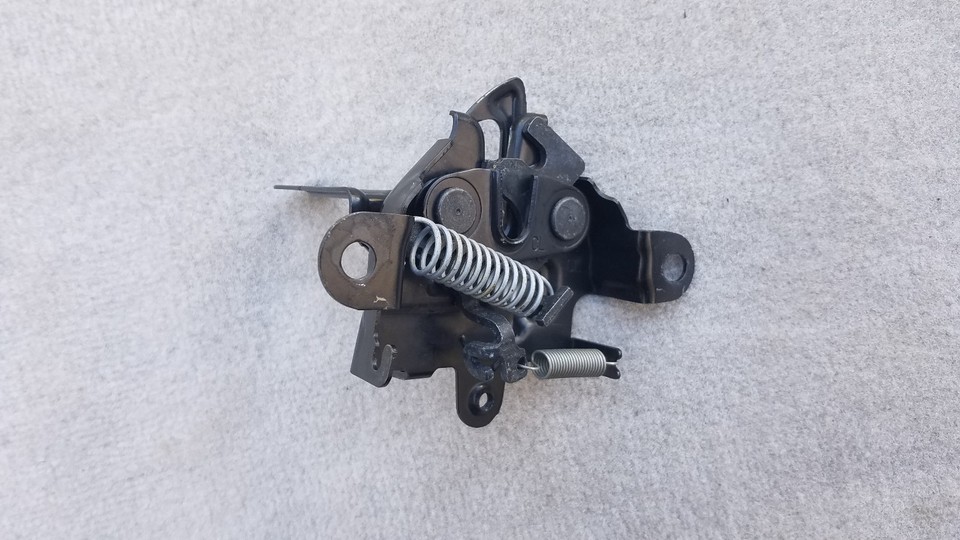 2012 - 2016 TOYOTA PRIUS C HOOD LOCK LATCH OEM | eBay