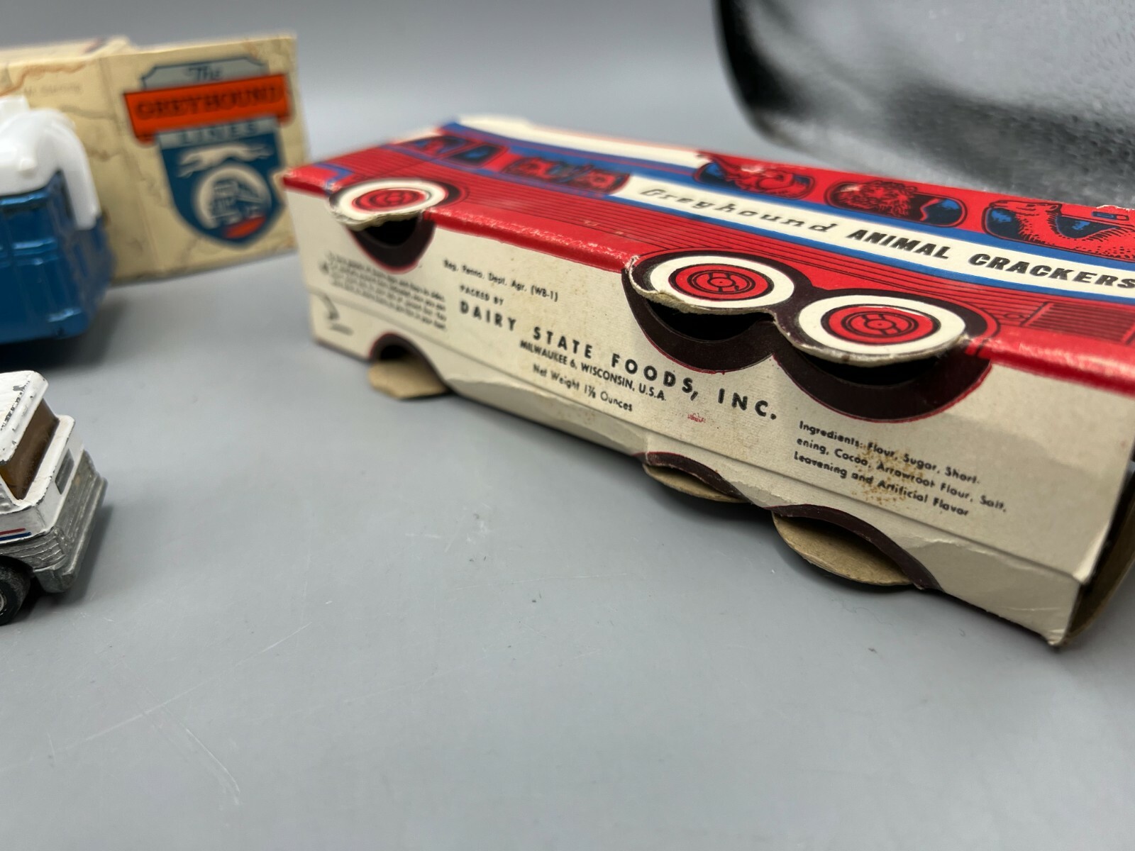 Lot of 6 Toy Buses Greyhound Lesney Hotwheels Animal Crackers Avon ...