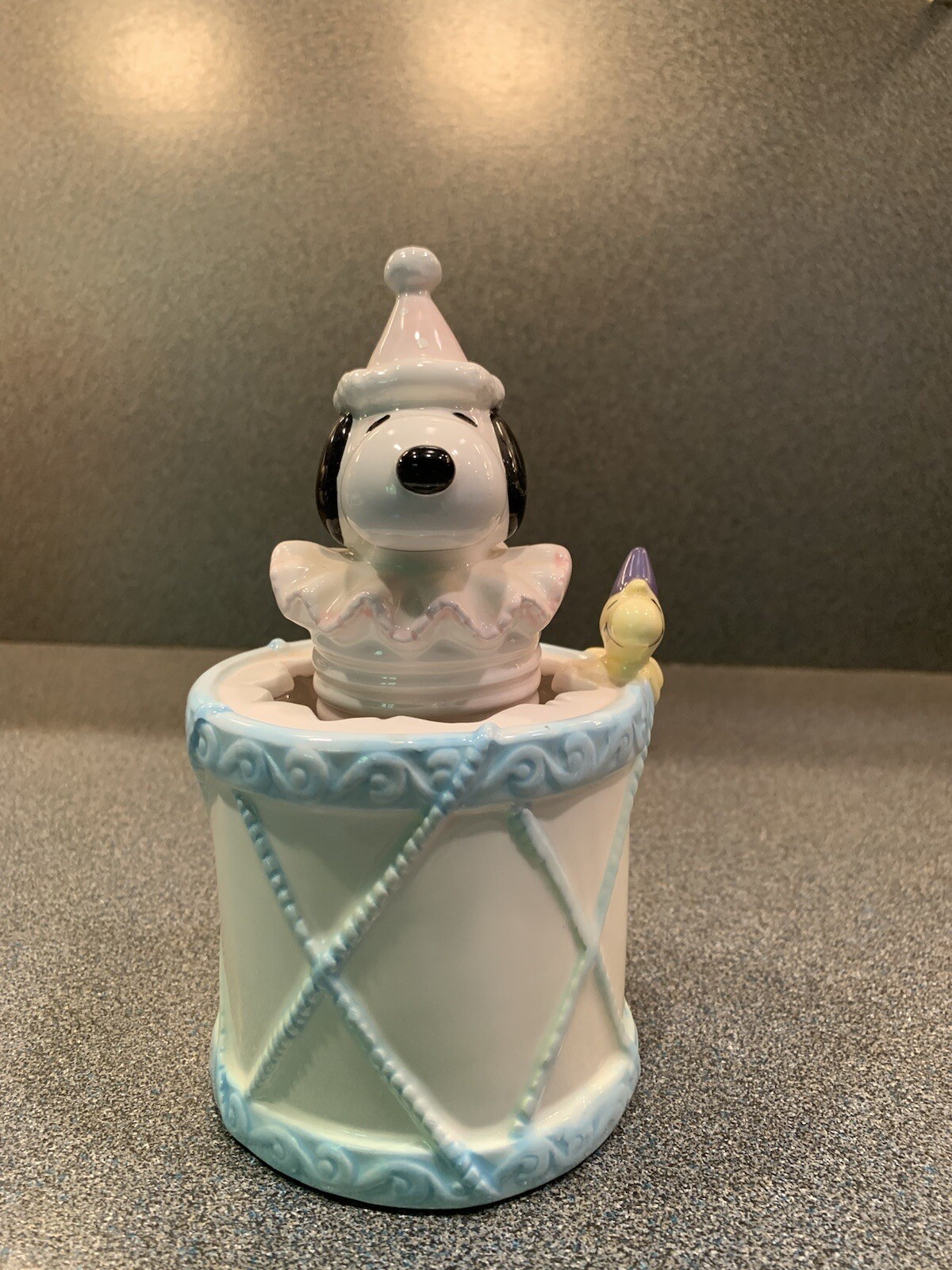 Vintage Schmid Peanuts Snoopy Clown in Pop-up Cake Music Box | eBay