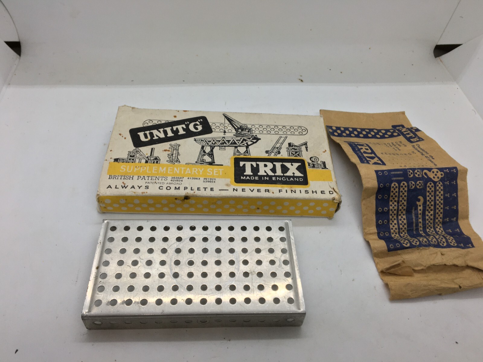 trix unit G box and contents meccano trains British history building ...
