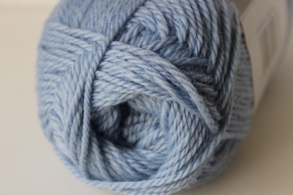 Patons Classic Wool worsted yarn-sold per skein-13 colors to choose | eBay