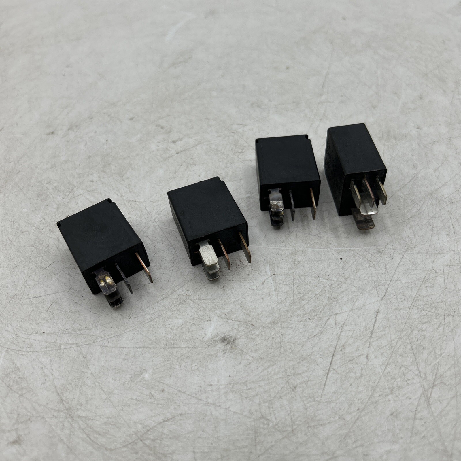 Ford Lincoln Mercury OEM 5 Pin Accessory Power Relay F57B-14B192-AA (4 ...