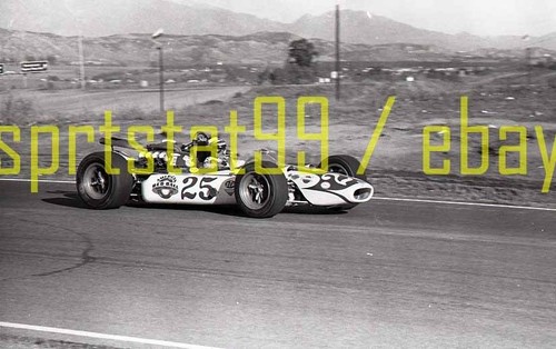Lloyd Ruby #25 Mongoose/Ford @ 1967 USAC Rex Mays 300 - Vtg Race ...