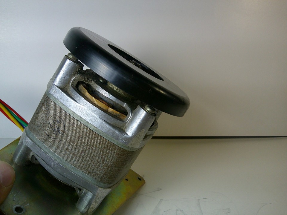 AKAI GX 400D SS CAPSTAN MOTOR WITH PULLEY TESTED WORKING | eBay