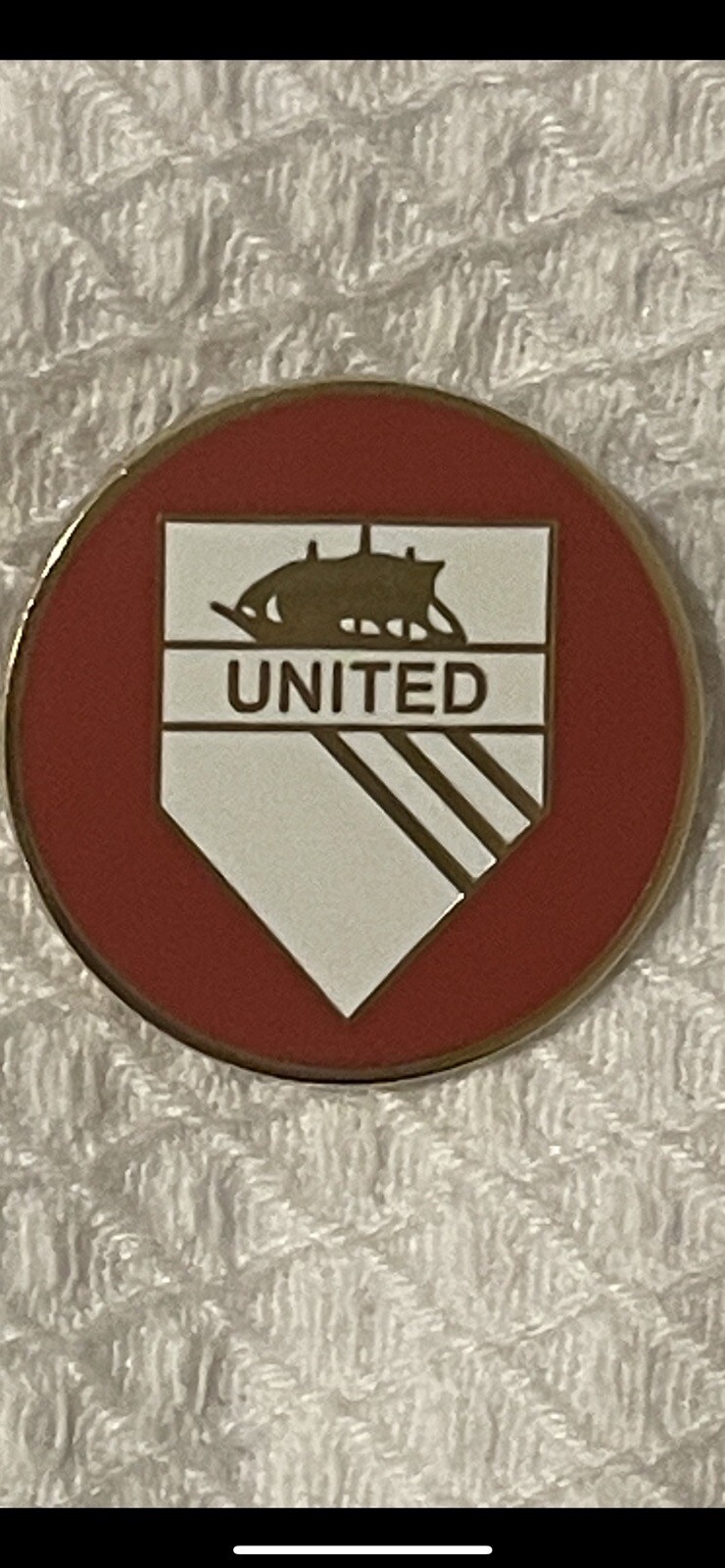White Manchester United Crest Badge Old Trafford Stretford End Crew Man ...
