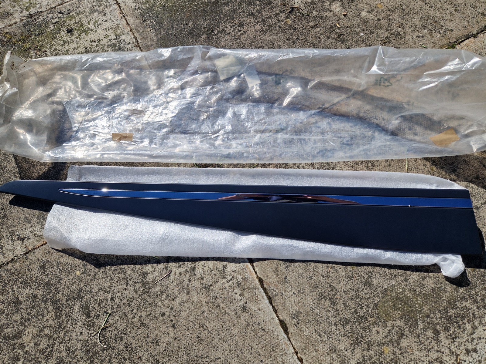 RENAULT CLIO MK IV DOOR MOULDING FRONT RIGHT 3 DR 801861012R 2012-19 ...