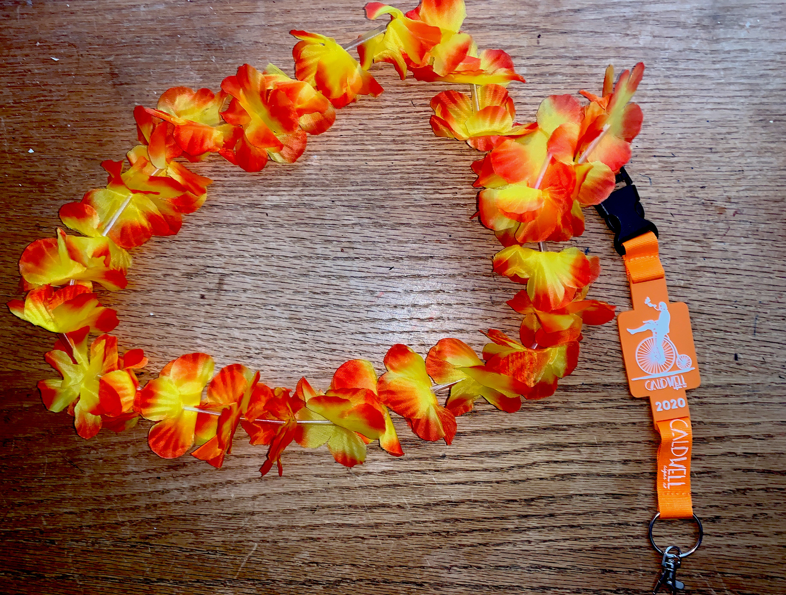 HAWAIIAN FLOWER LEI NAME TAG HOLDER - Badge Clip SPONSOR CALDWELL ...