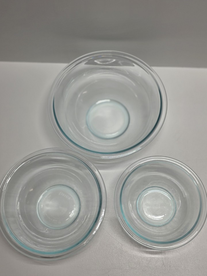 Pyrex Clear Glass Blue Tint Nesting Mixing Bowls #322 323 325 USA - Set ...