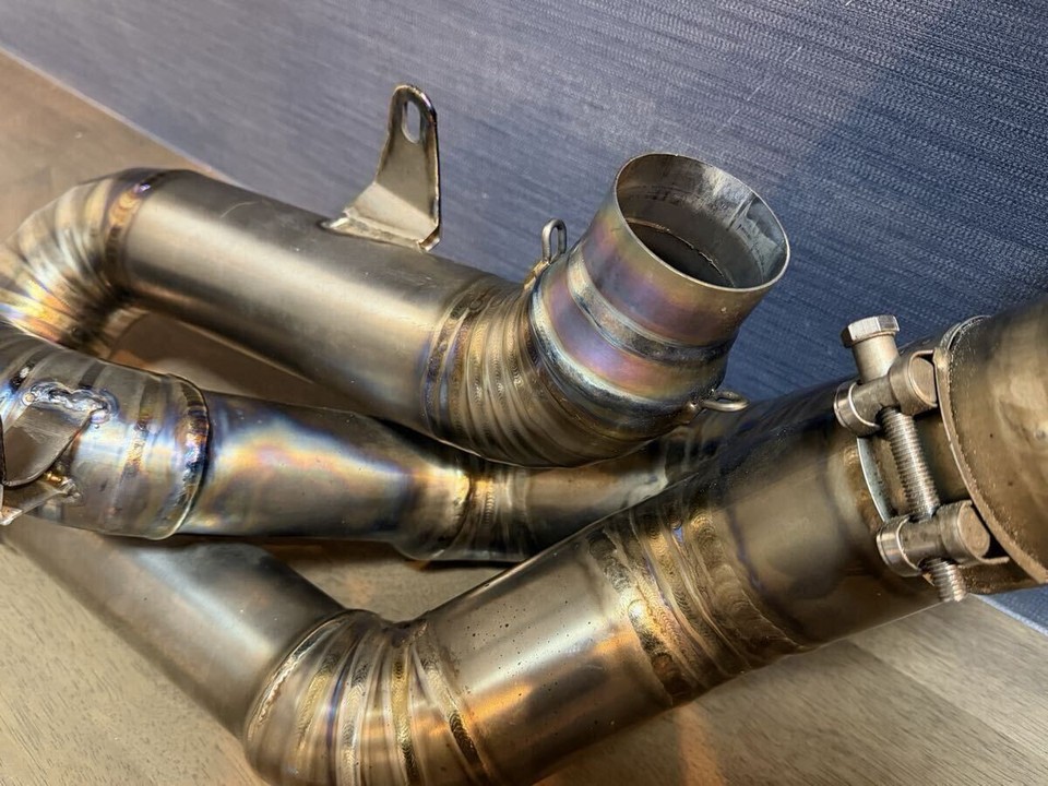 Marmitta scarico slip-on Ducati Streetfighter V4 Titanium Burnout ...