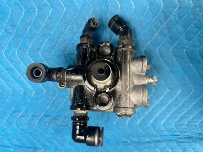 2023 Kenworth T680 OEM Brake Relay Traction Valve K070684