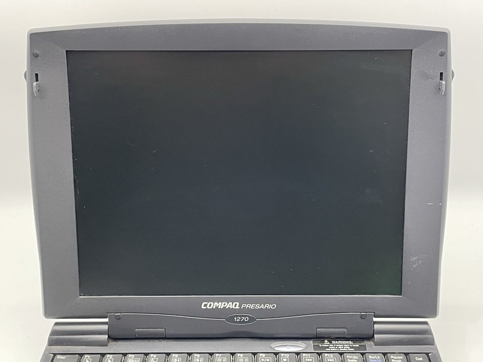 Vintage Compaq Presario 1270 Laptop AMD-K6 350Mhz 4.GB HDD 32MB RAM Win ...