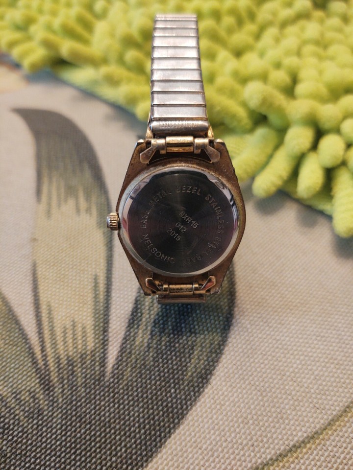 Vintage Nelsonic Diamond Quartz Gold Tone Watch | eBay