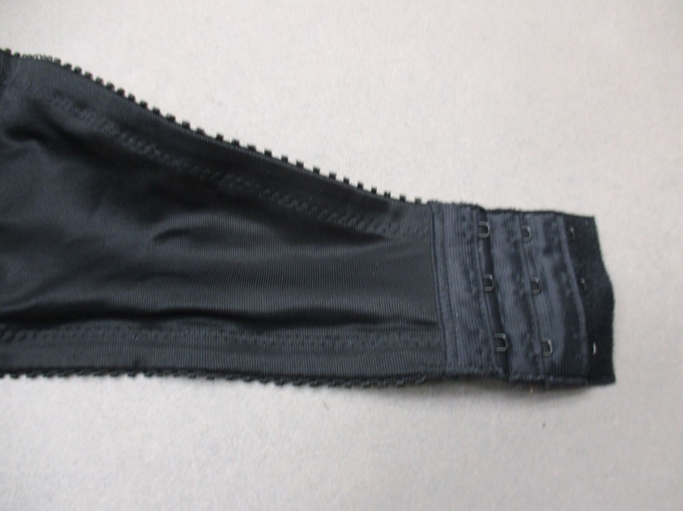 38DD Unbranded Womens BLK Lightly Lined Wireless Back Closure Strapless ...