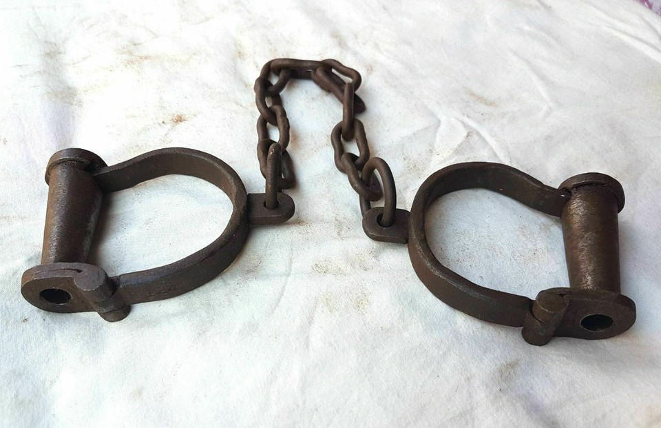 Antique Iron Handcrafted Heavy Chain Leg Cuffs Lock Key Handcuff | eBay