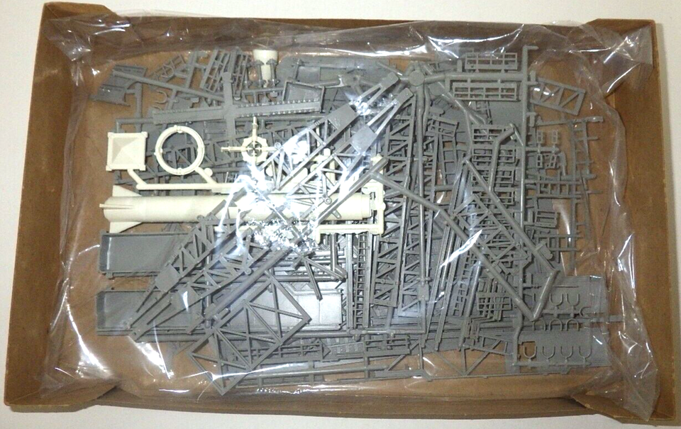 Revell History Makers Jupiter C 1/110 Scale model kit 8646 from Japan ...