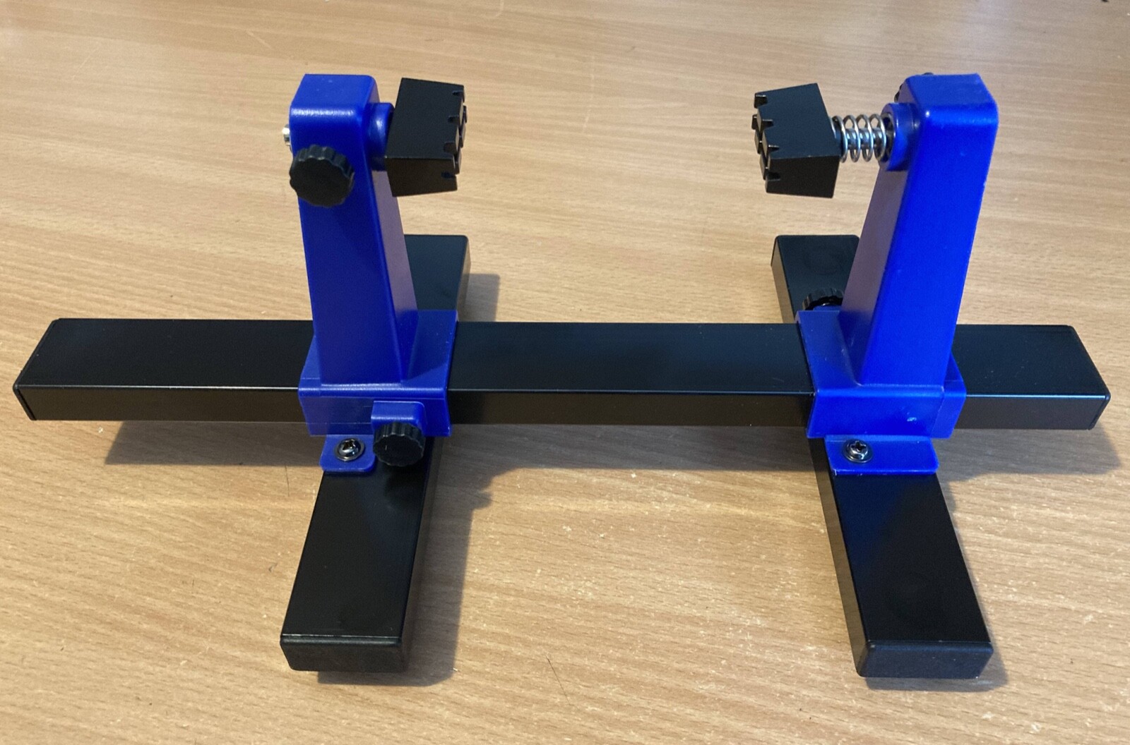 Adjustable Base to Hold PC Boards Soldering Clamp Circuit Holder ...