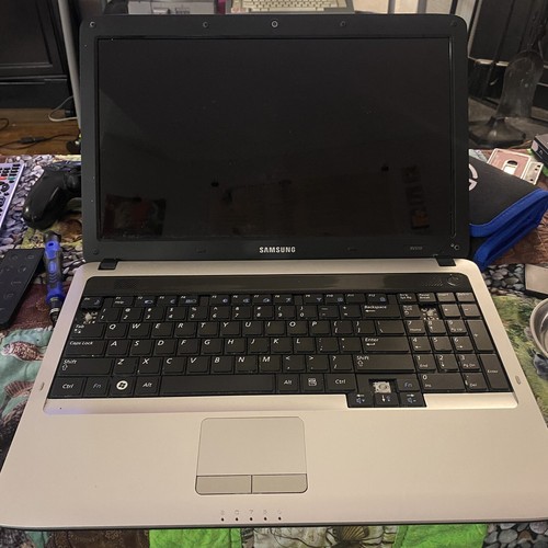 Samsung NP-RV510 Pentium T4500 2.3GHz 4GB 15.6" Laptop PC - FOR PARTS ...